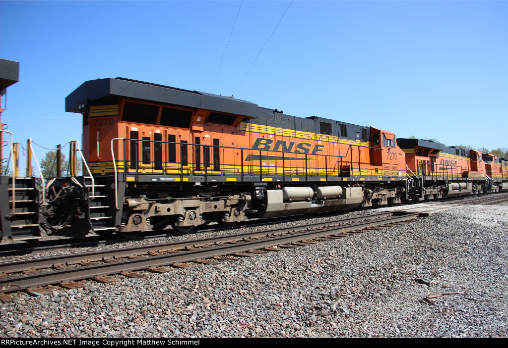 BNSF 7270